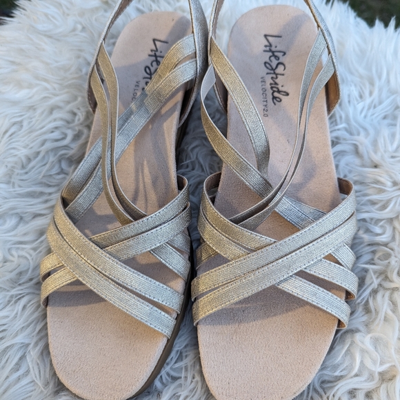 Life Stride | Shoes | Nwot Life Stride Velocity Light Gold Wedge ...